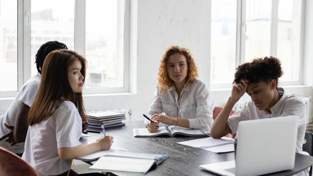 How to Build Productive Legal Teams with Nearshore Staffing