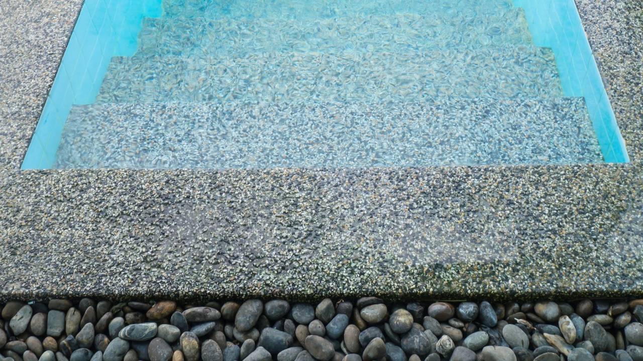 The Best Materials For An Eye-Catching Pool Surface