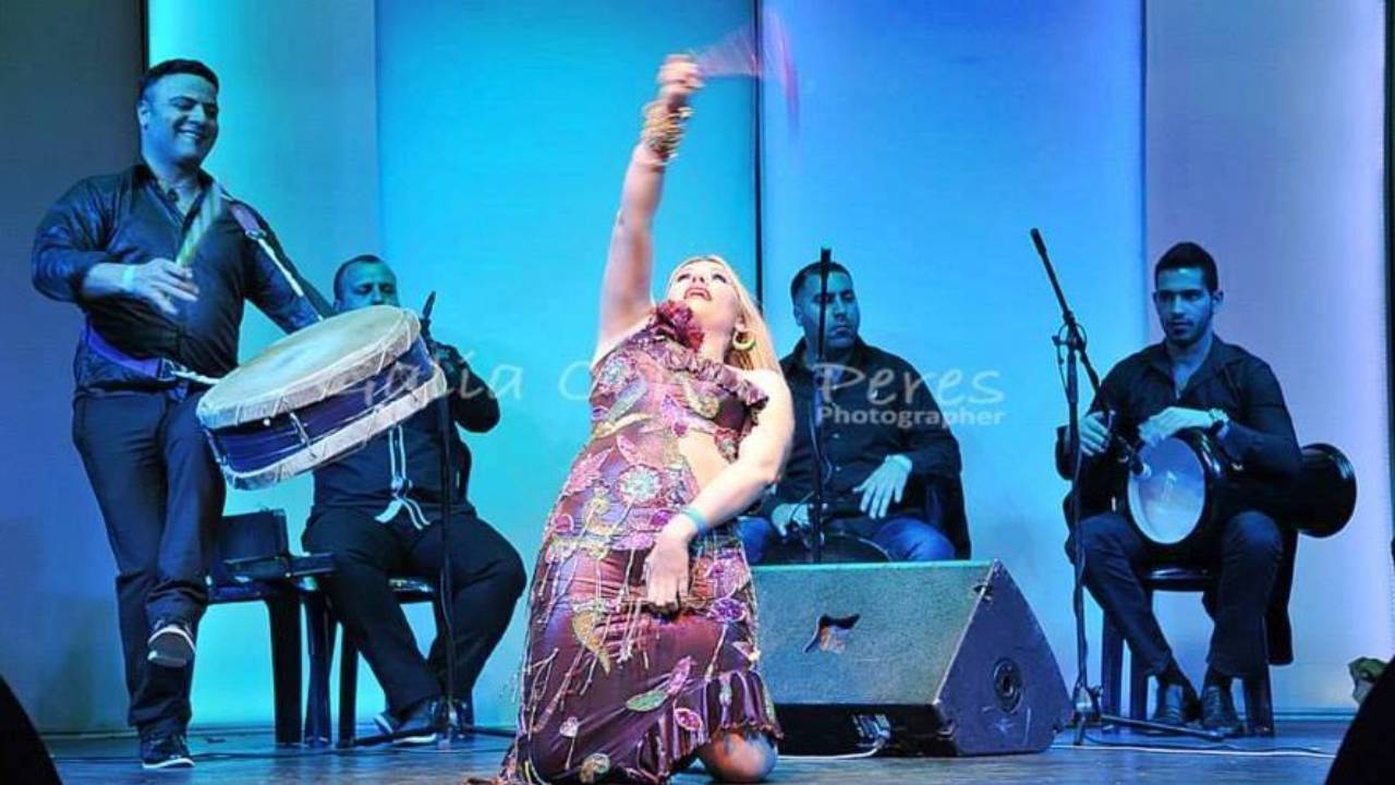 How to Create an Irresistible Egyptian Dance Performance