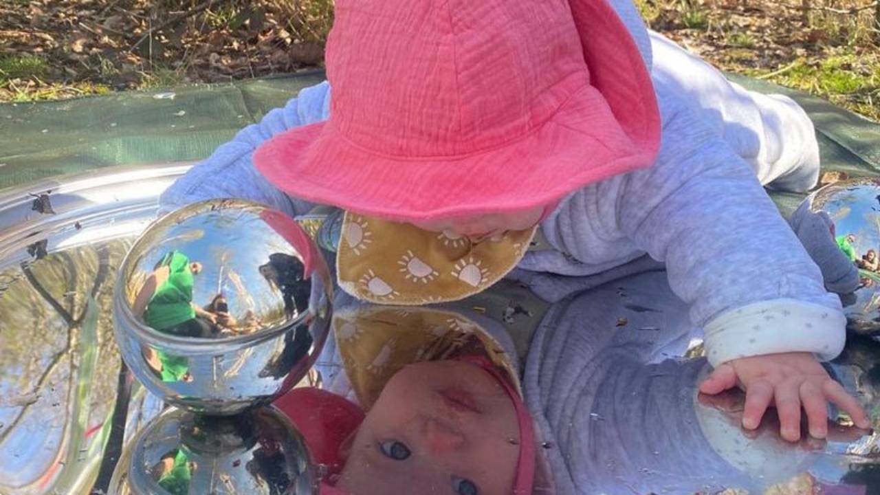 5 reasons why mirror play is important for babies