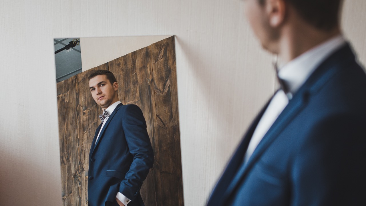 Mirror, Mirror: Mastering Self-Reflection for Leaders