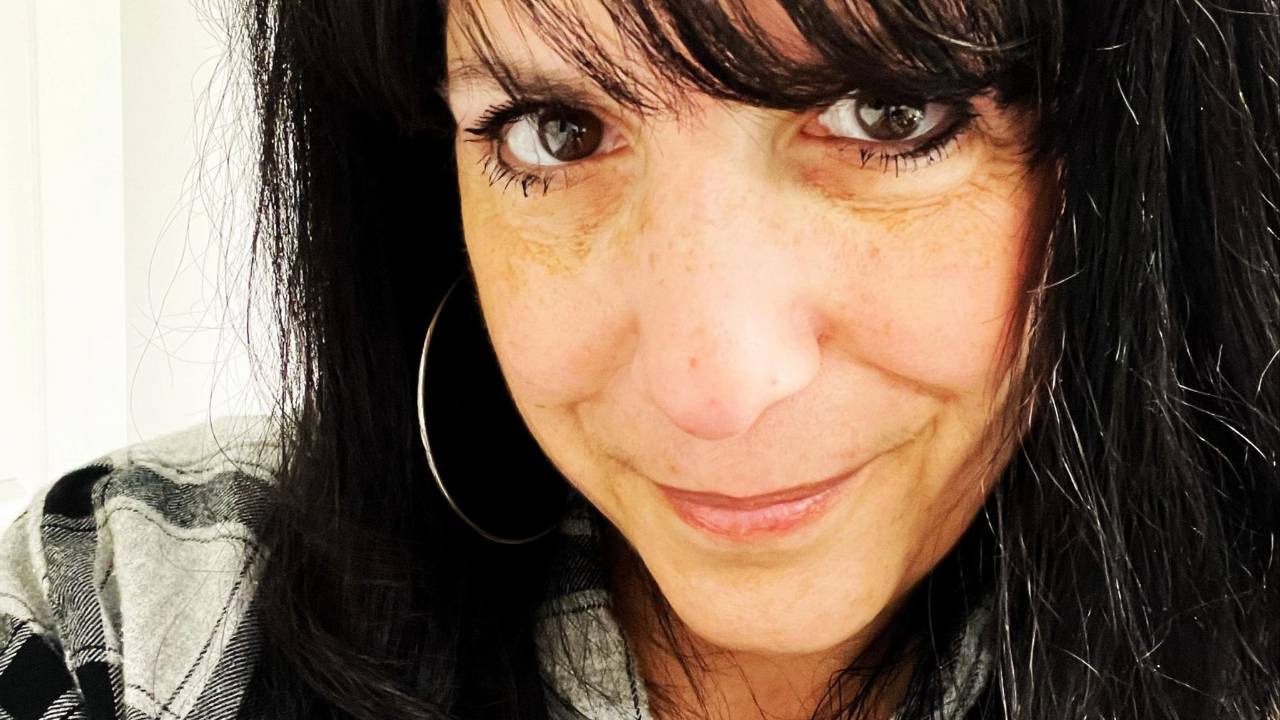 Meet Six Figure Success Secrets Author... Allison Barnett!