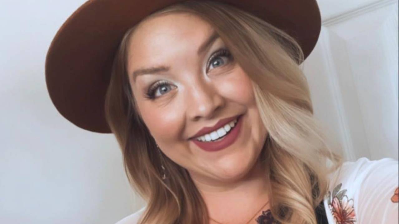 I'm a Fucking Entrepreneur Vol. 2 Author Spotlight... Brooke Wandling!