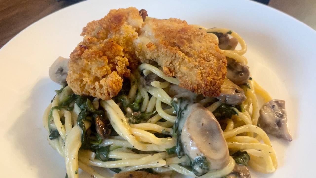 Cacio e Pepe Pasta with Crispy Chicken