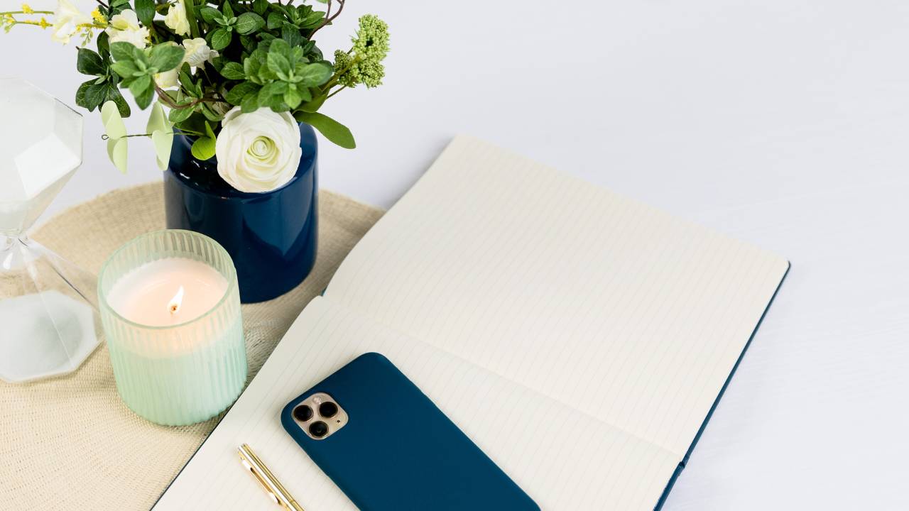 6 Ways Mindfulness Can Make You A Happier & More Productive Writer