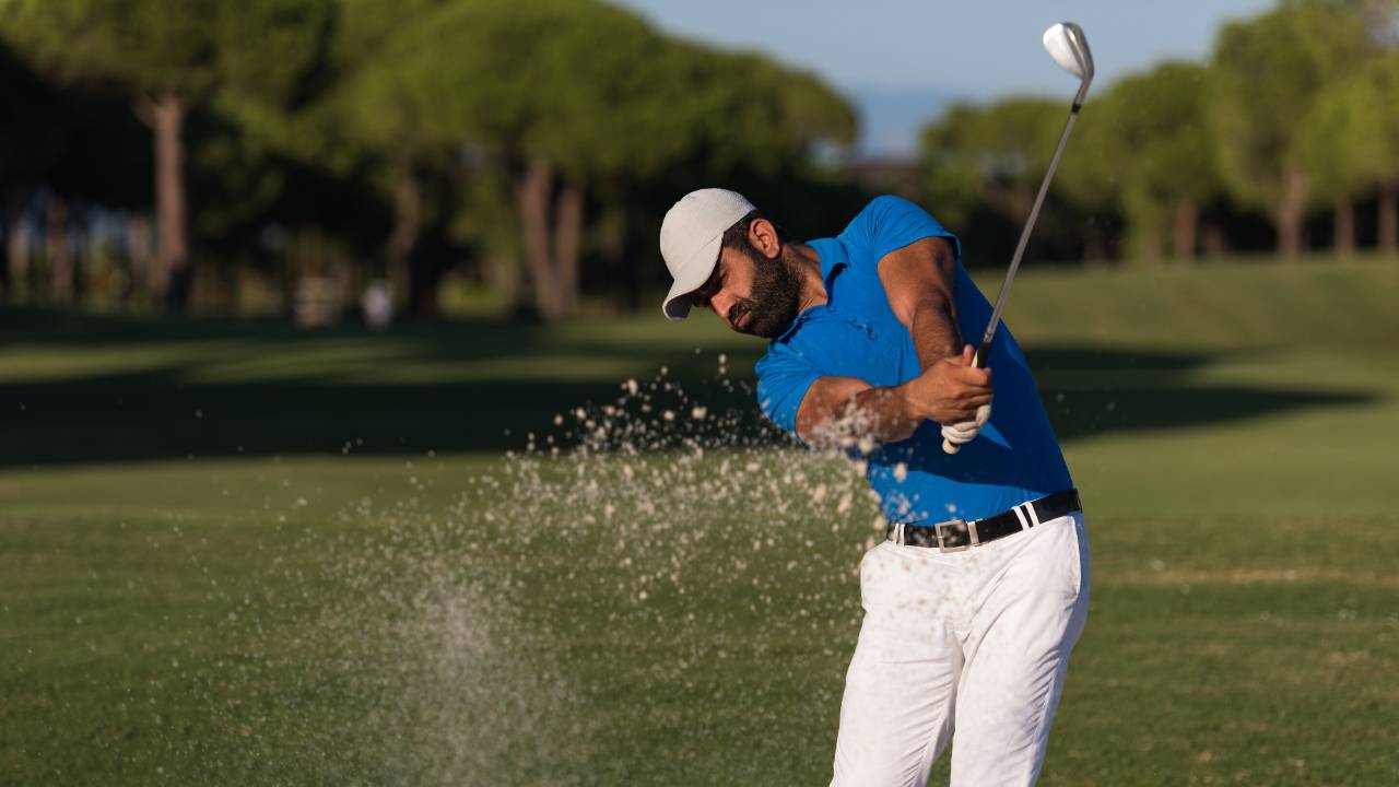 Tips for Clearing the Hips in the Golf Swing