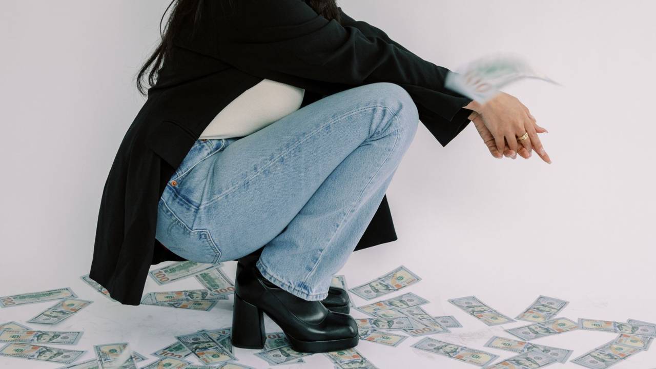 How to Heal Negative Emotional Triggers Around Money