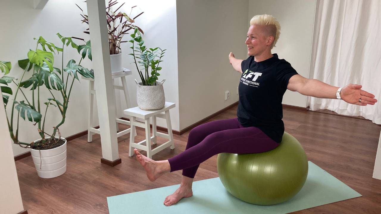 Fitball Pilates Treeni