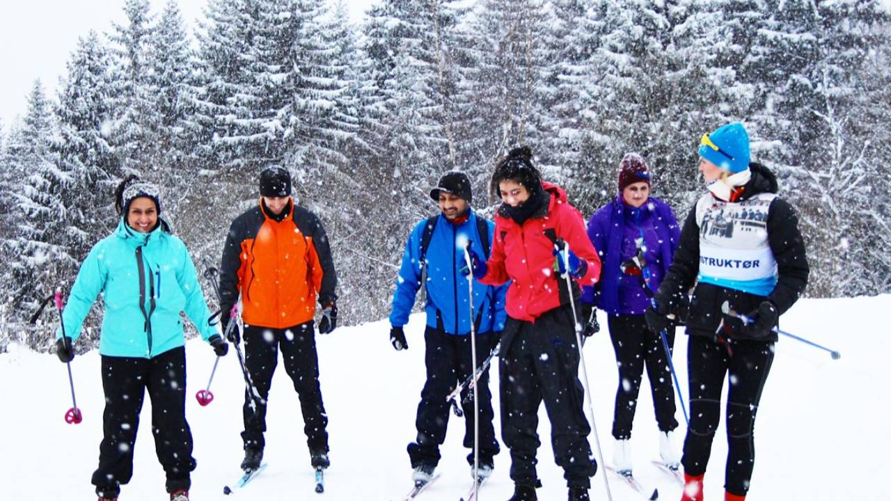 Cross country ski course with Learn2Ski