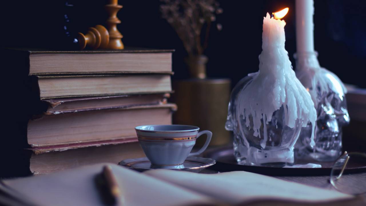 What is Mood in Writing? How to Create Atmosphere and Set the Mood