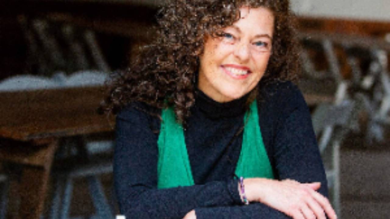 Nicky West | Coach | Voice Confidence | Public Speaking | Leadership