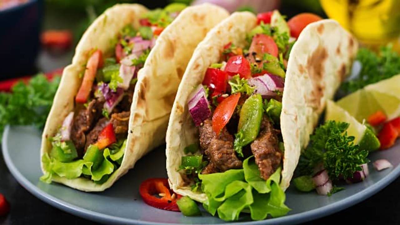 Tapioca Flour Soft Tacos with Avocado Hummus & Purple Cabbage Muthiya