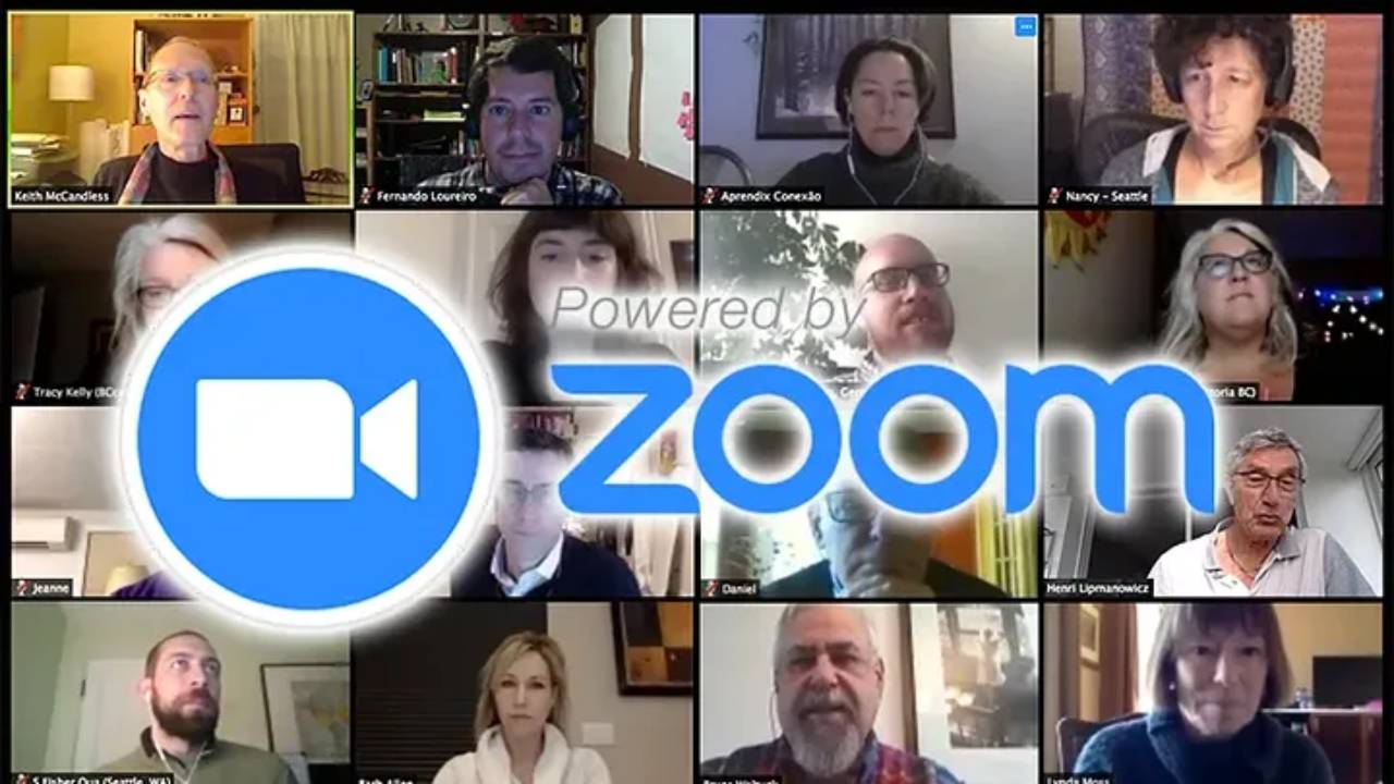 Overcoming Information Overload through Social Learning Spaces