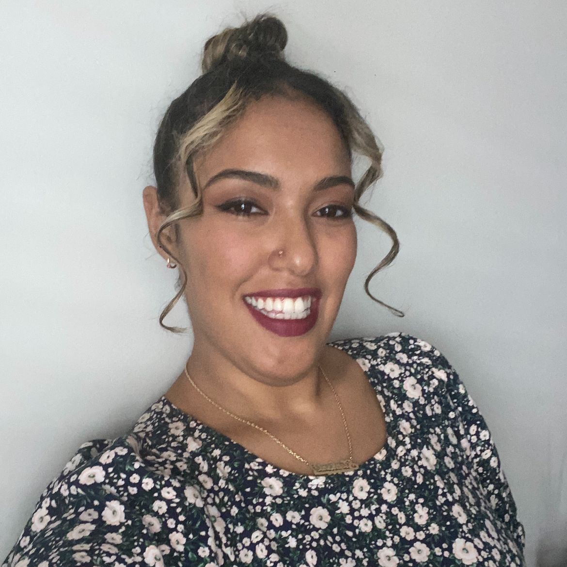 Stephanie Velez's Instagram, Twitter & Facebook on IDCrawl