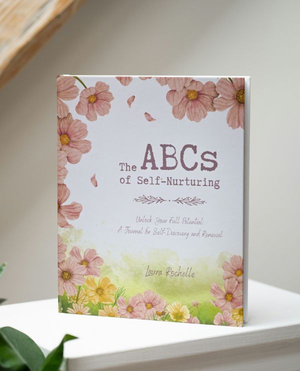 Grow with Laura Rochelle