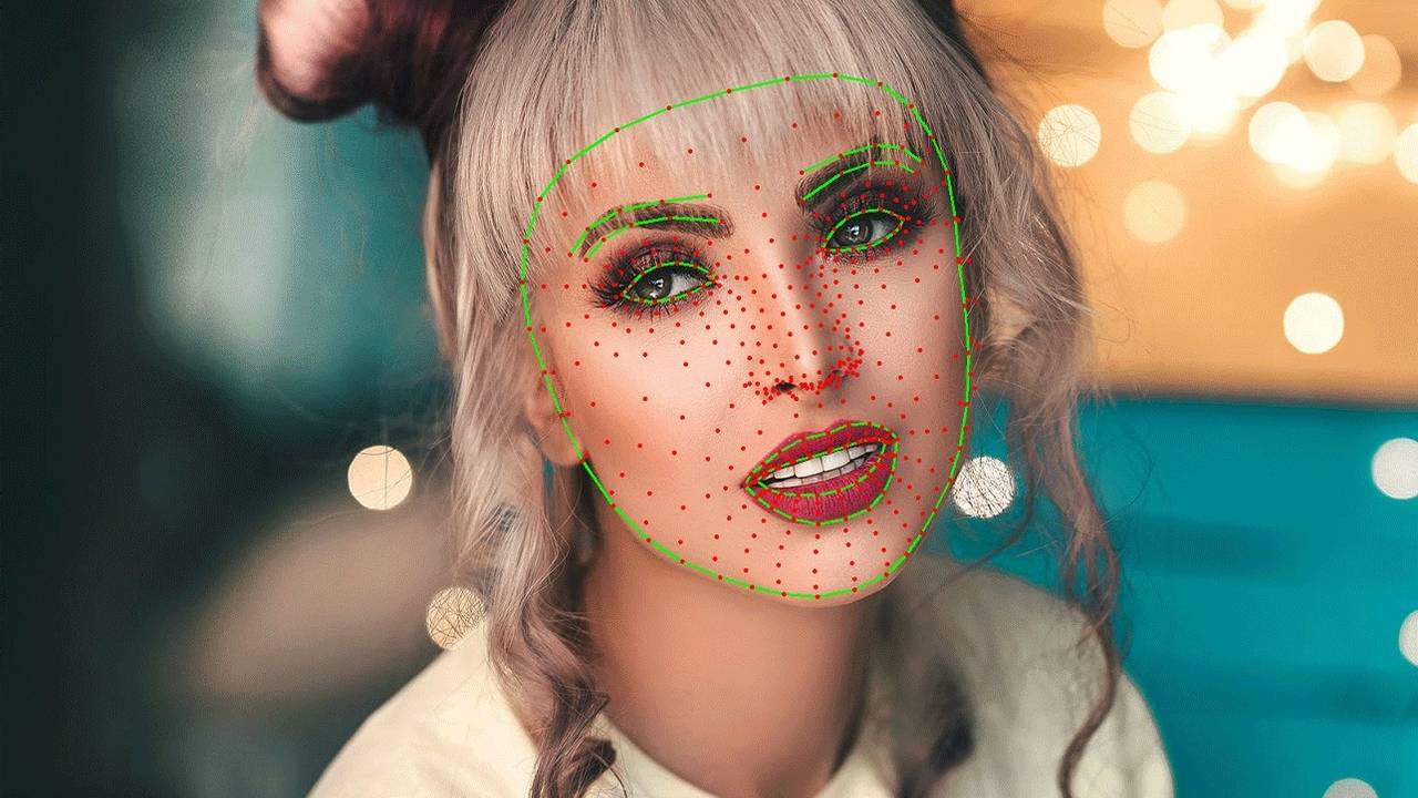Face Landmark Detection using StreamLit UI