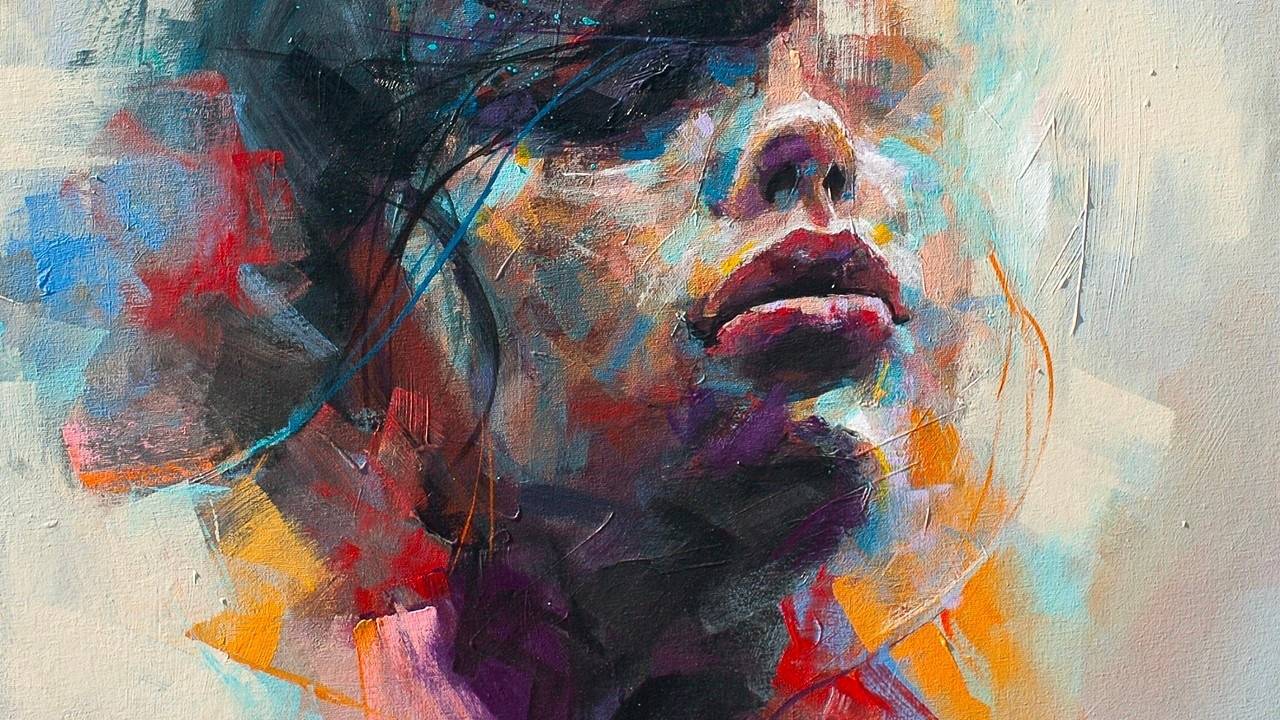 Between abstraction and realism