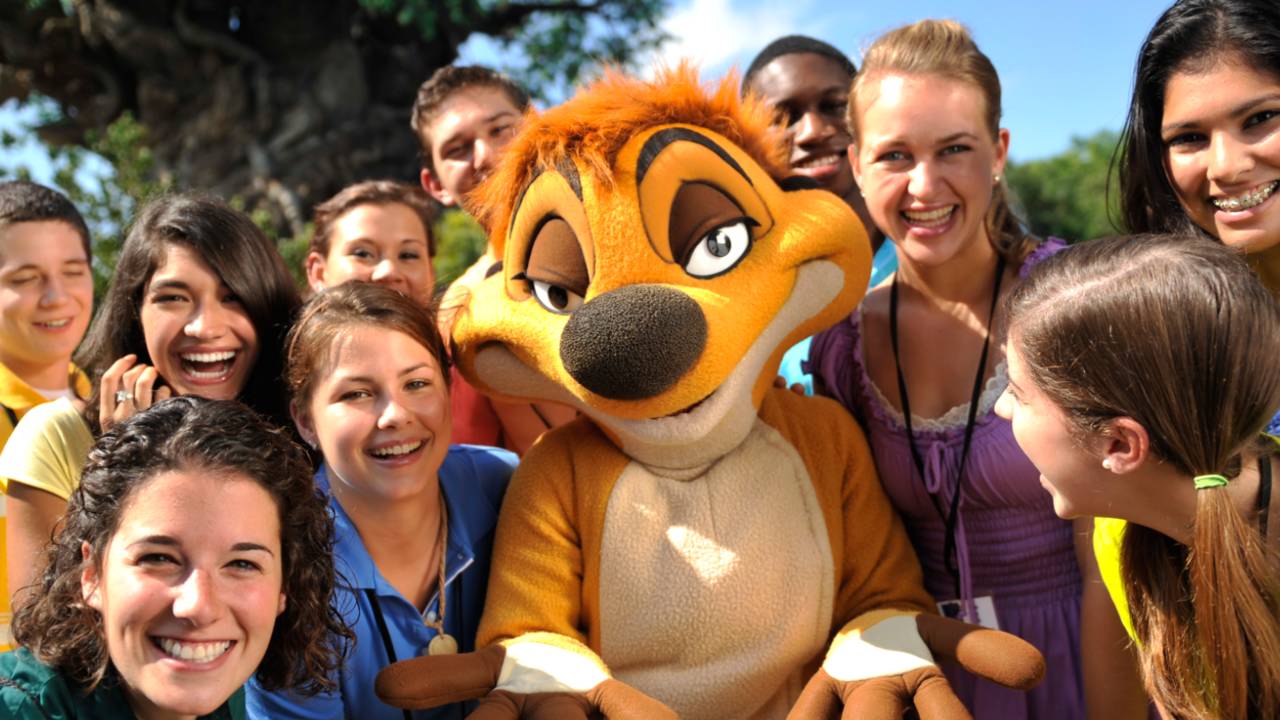 DTS Show #73 - How and When to Do a Group Disney Trip
