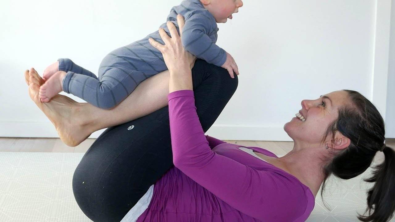 HOW TO Exercise After Childbirth at Home