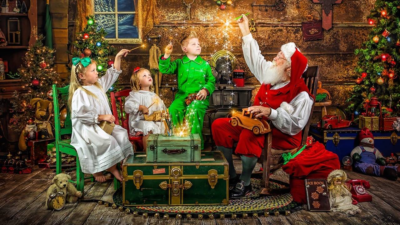 How to create Magical Santa Pictures