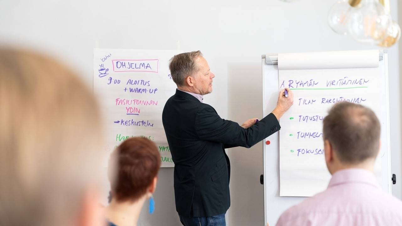 Grape People - Introduction to Facilitation