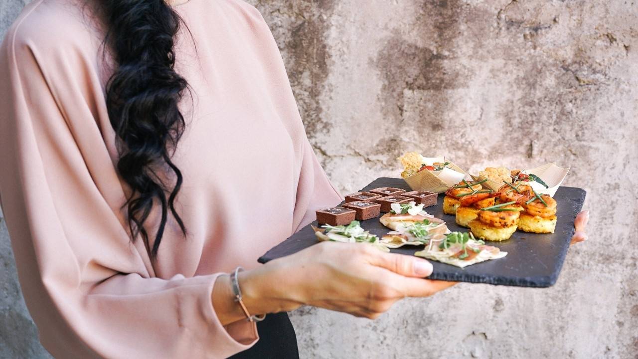 The Perfect Menu For A Low-Key Yet Sophisticated Dinner Party