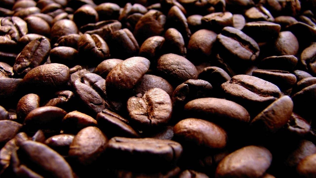 7 Ways to Slow Down Your Highly Caffeinated Life