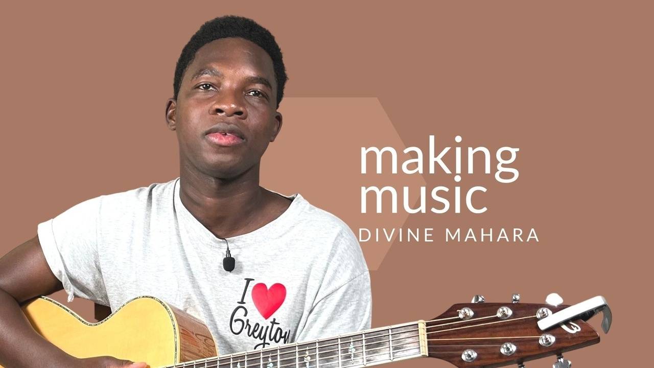 Divine Mahara - Making Music