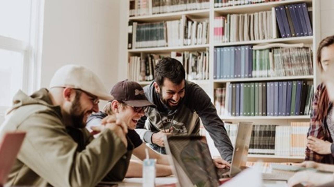 How to Keep Great Staff | People Powered Business