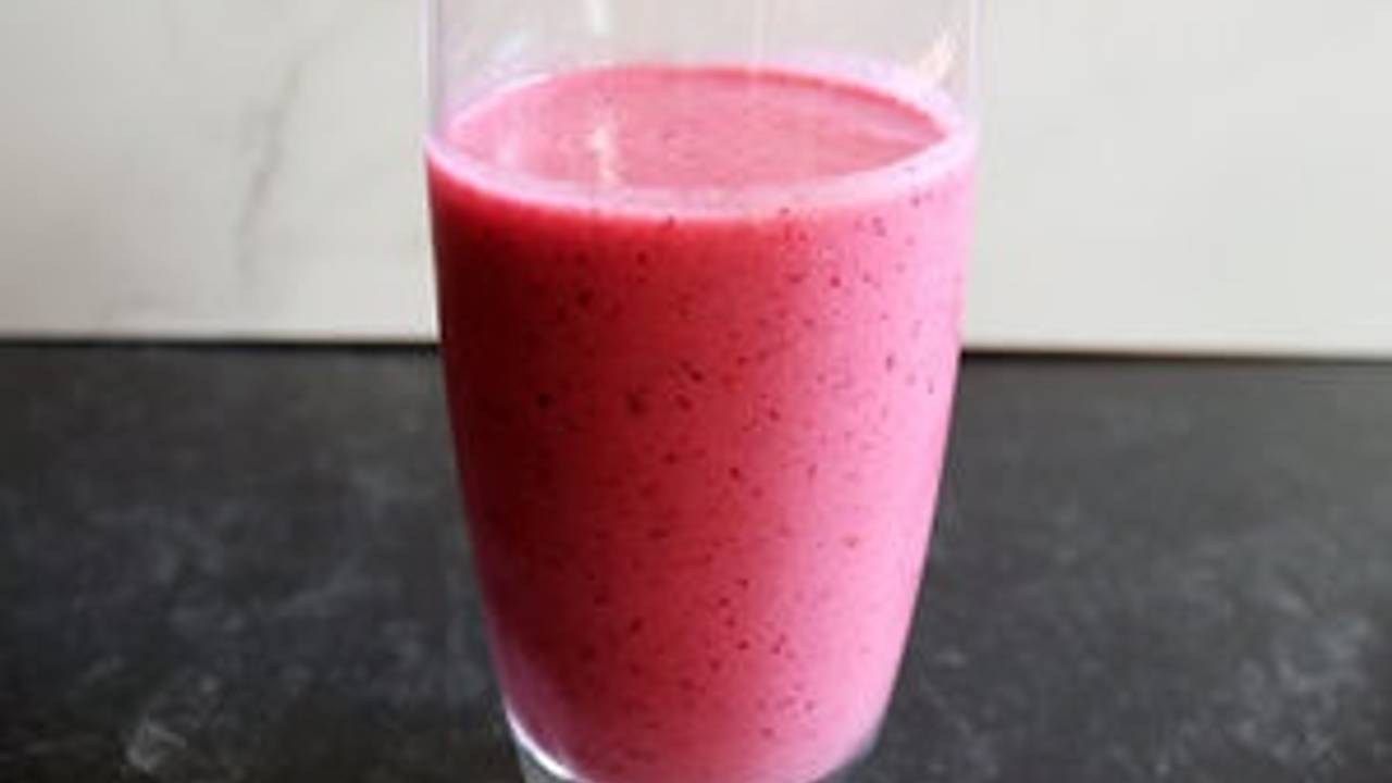 Vegan Cranraspberry Shake