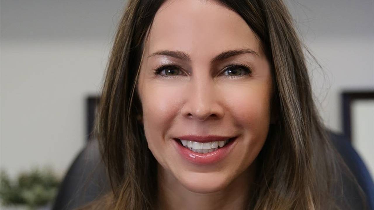 Your GPS For Weight Loss - About Elizabeth DeRobertis