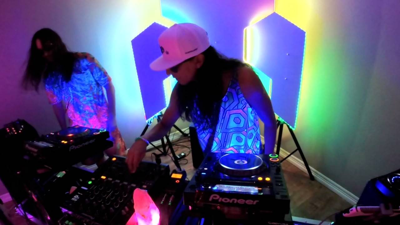 PLURTH 001: RAVE BASS