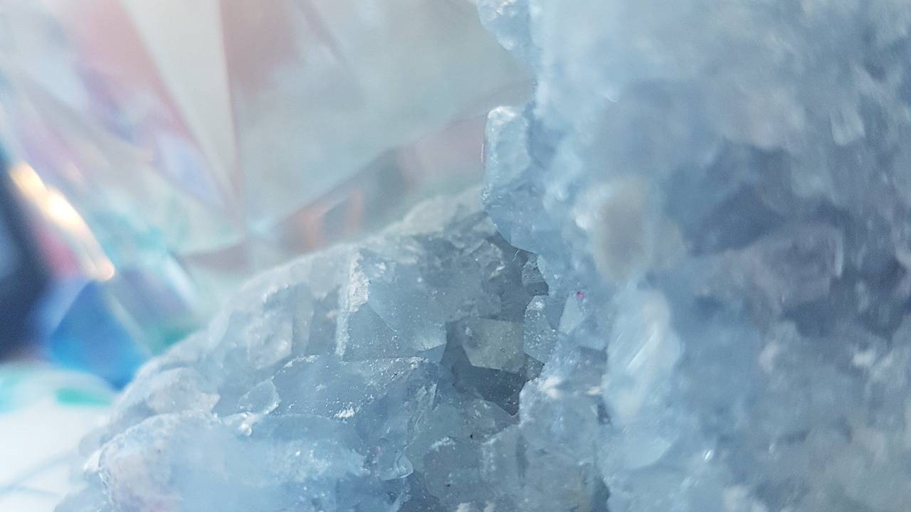 The Magical Properties Of Blue Celestial Quartz (Celestite)