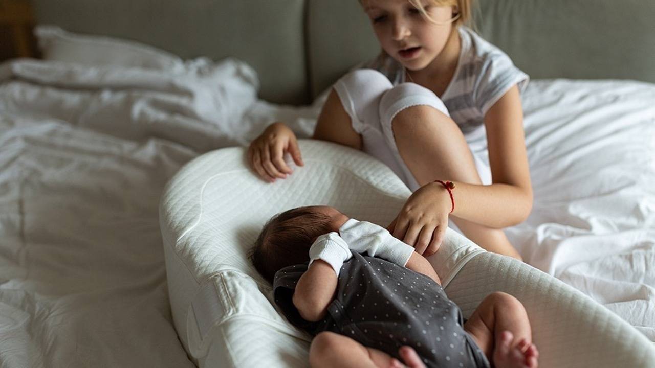 Helping Children Cope With Change - A New Sibling