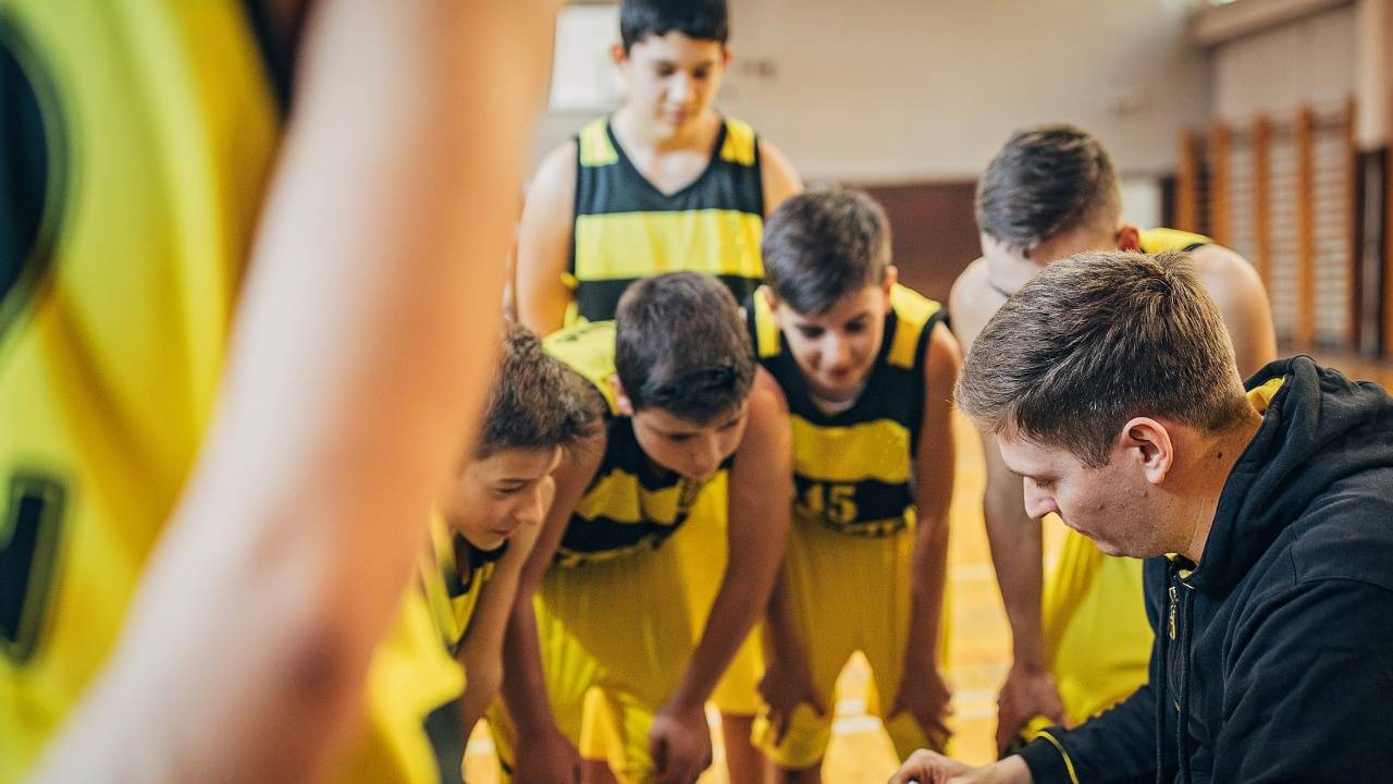 Team Regroup used by coaching leaders to drive mutual honor