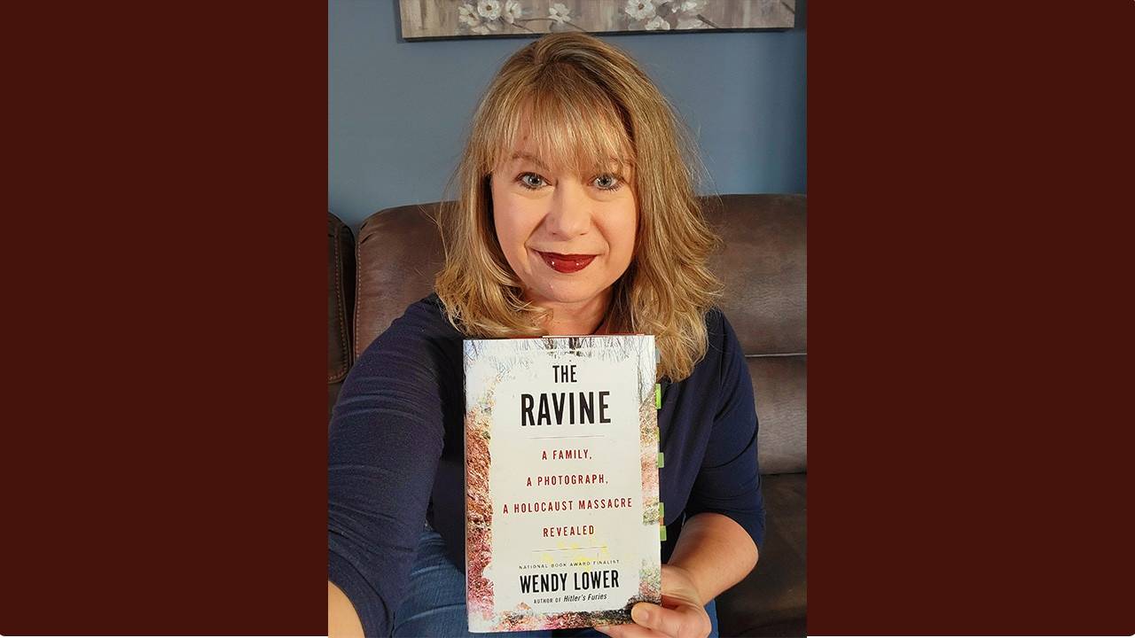 Book Review: The Ravine