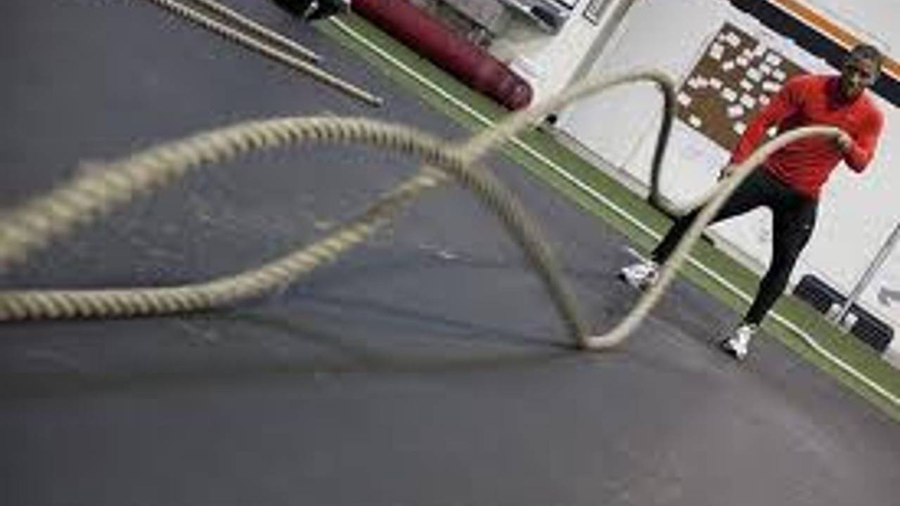 Battling Ropes Exercises to Improve Your Conditioning Workout