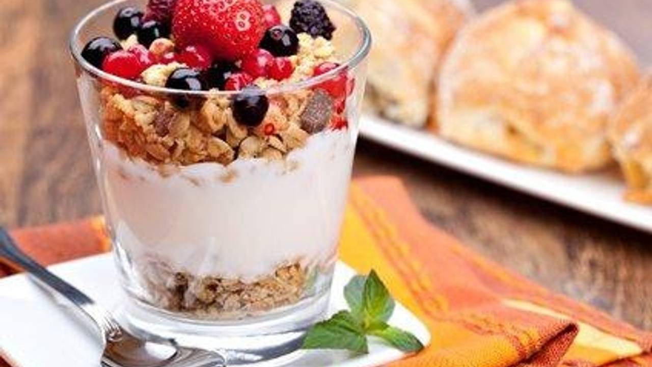 Healthy Food for Fighters: Ideas for Breakfast, Lunch & Dinner