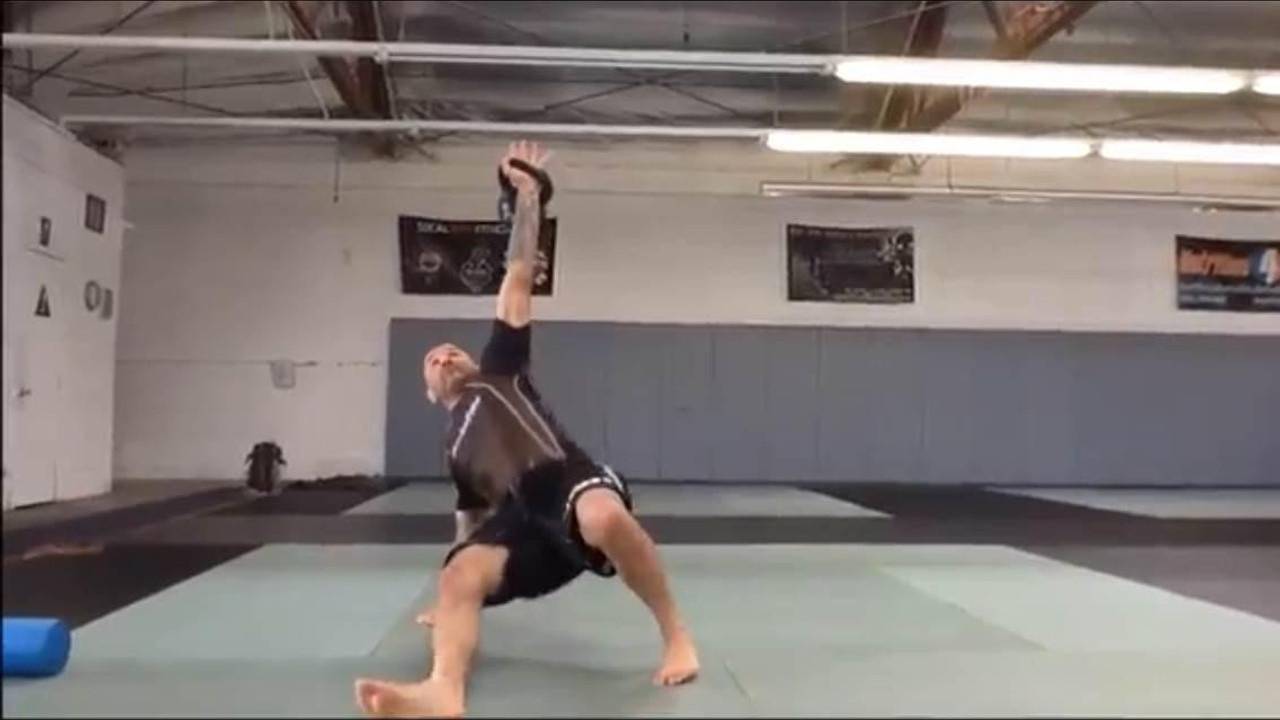 Turkish Get Up: The MMA/BJJ Connection -Fight Camp Conditioning