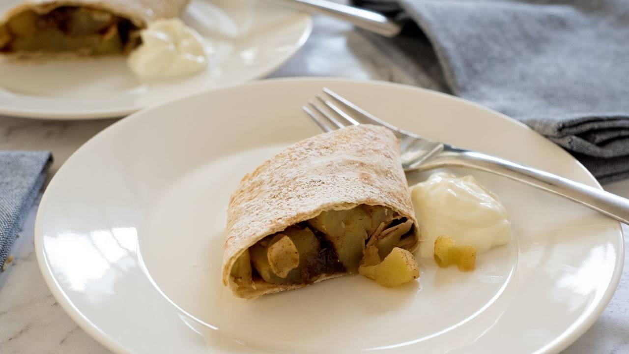 Healthy Apple Strudel