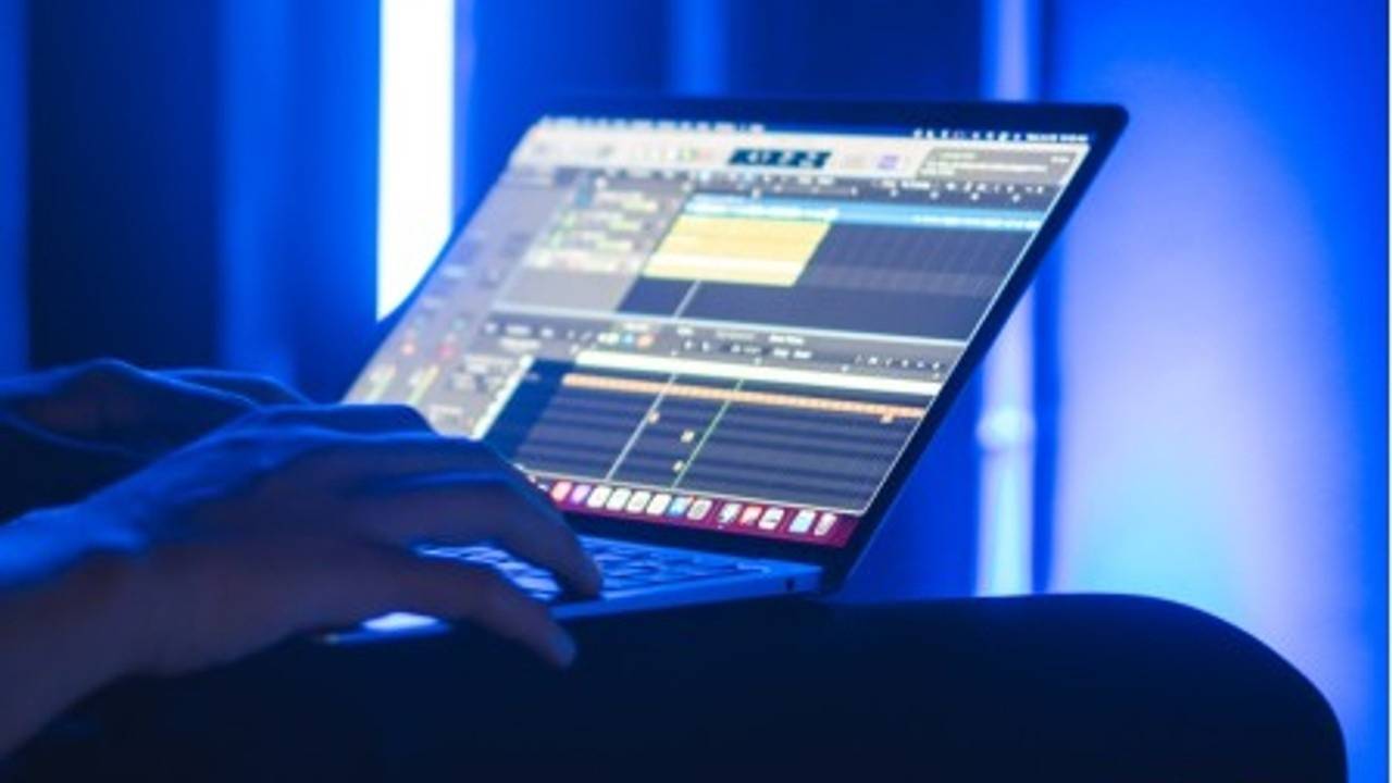 How To Mute Tracks In Logic Pro