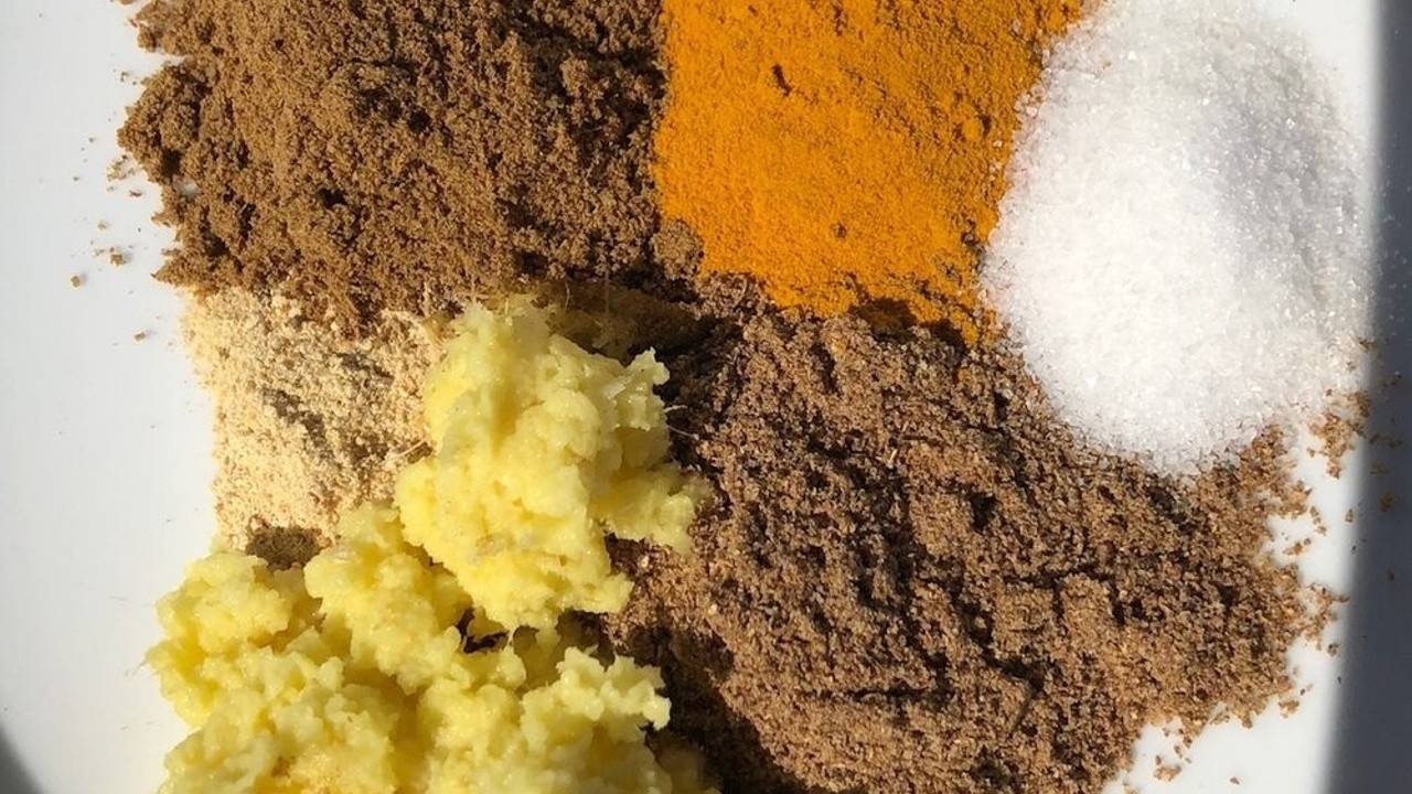 How to Make a Basic Curry