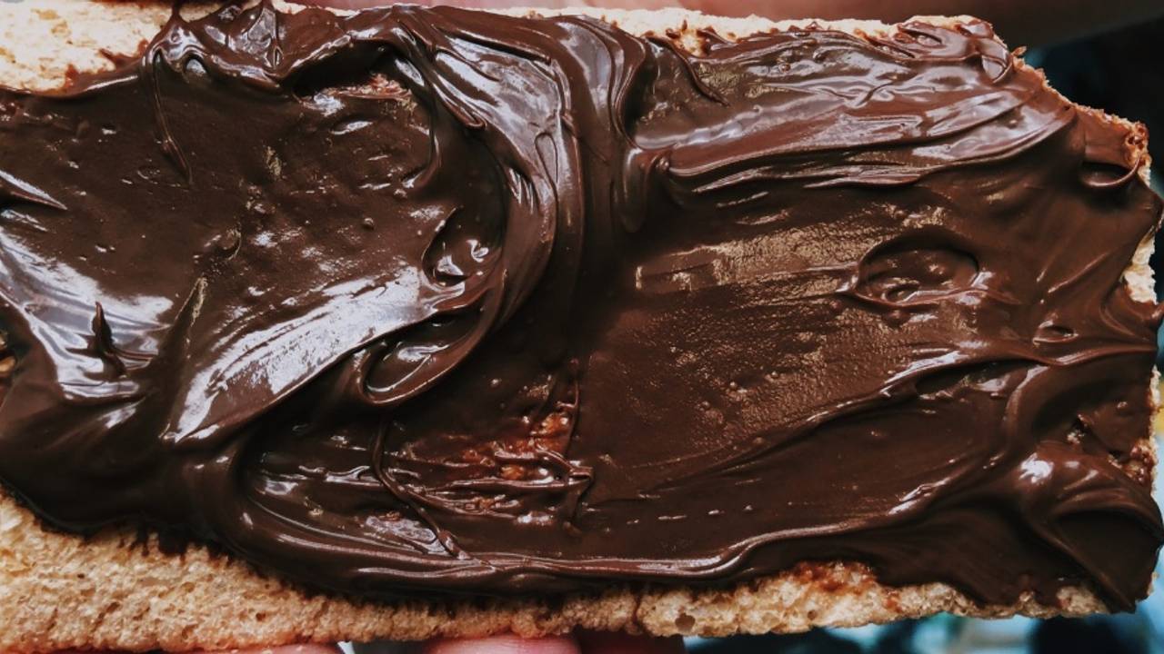 Nugatti på brødskiva og uenighet rundt kosthold