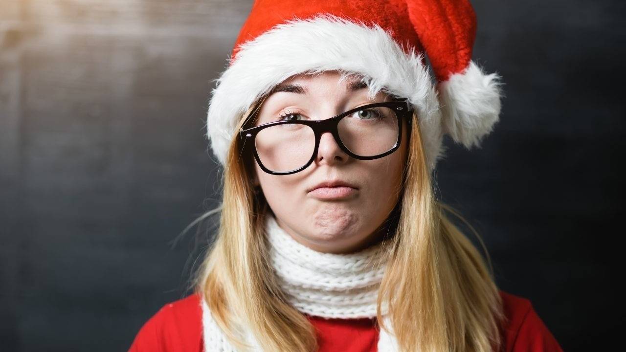 Ask Donna: How can I keep my job search alive during the holidays?