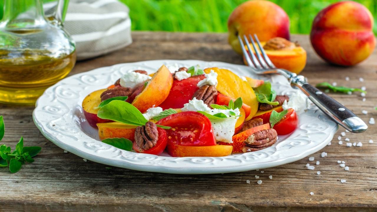 How to Clear Summer Heat With Cooling Foods