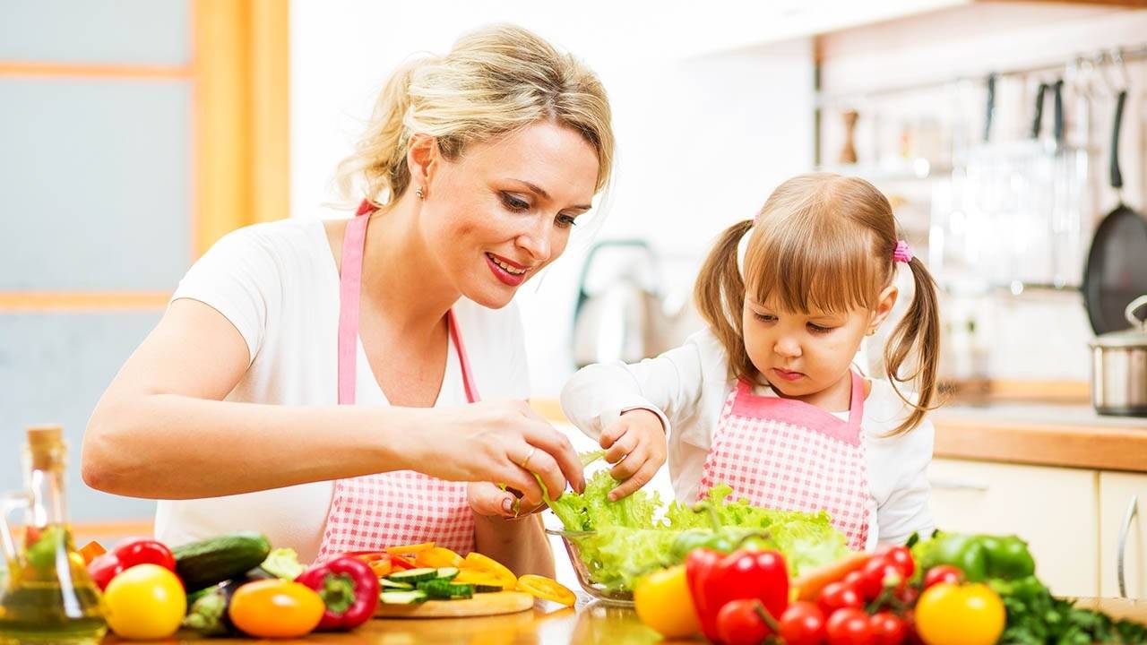 Cooking with Kids. Age Appropriate Tips