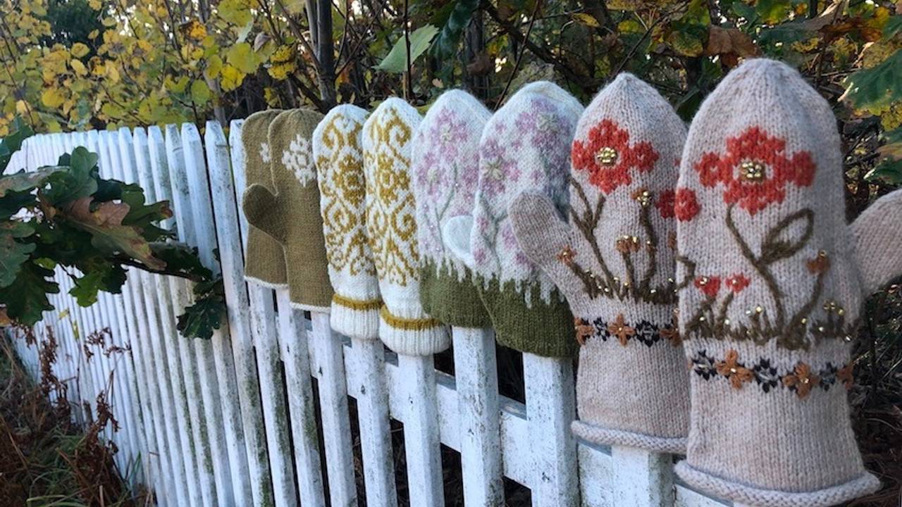 The Mitten Bonanza - The Ultimate Norwegian Mitten Experience