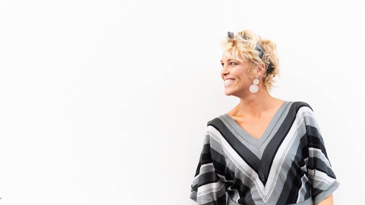 Subscribe to An Apple a Day at TreatingWomen.com with Kath Berry