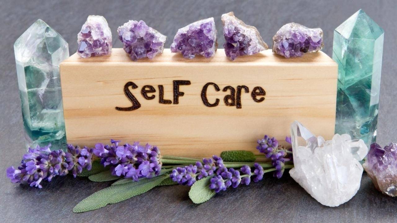 Three Daily Crystalline Self-Care Routines for 2020!