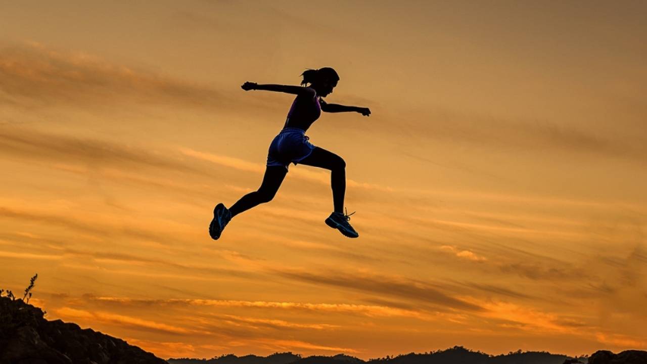 21 Ways How to Thrive in the Year-End-rush Instead of Only Surviving